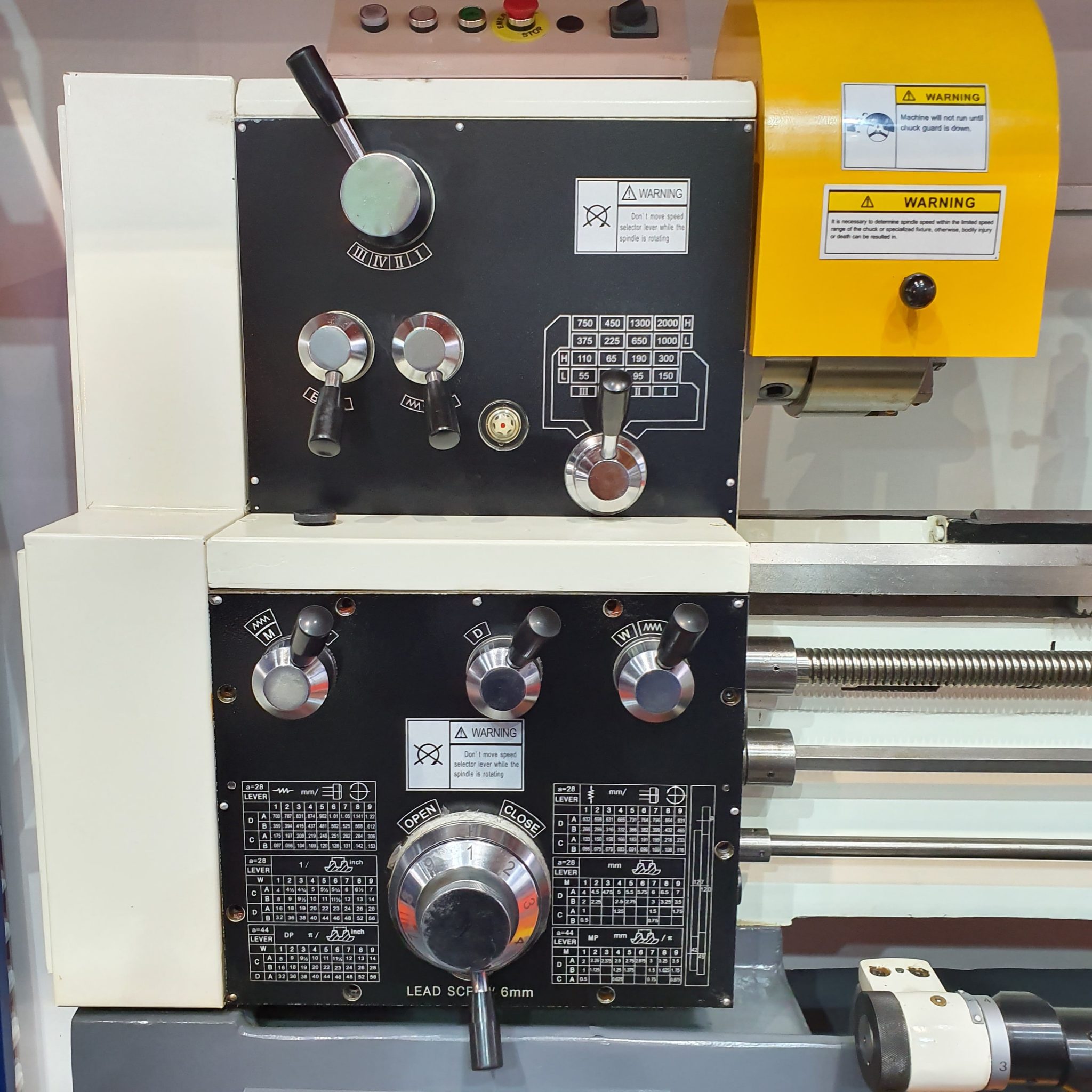 Universal Lathe Machine